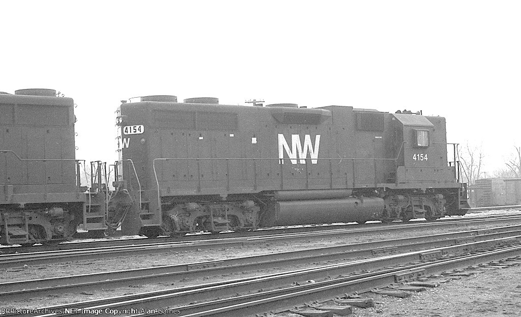 NW GP38AC 4154